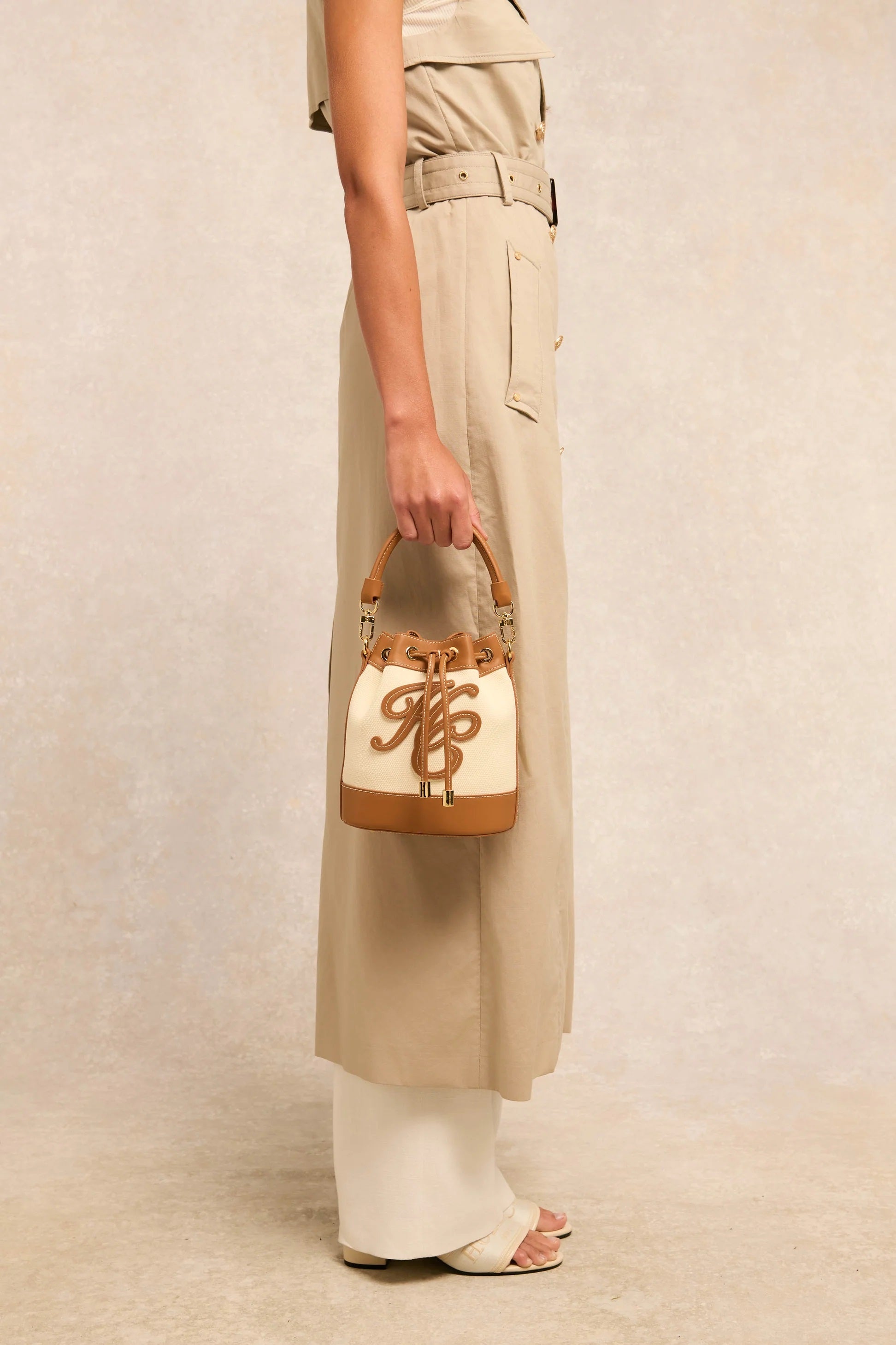 Holland Cooper Amalfi Bucket Bag in Tan Canvas | Holland Cooper ...