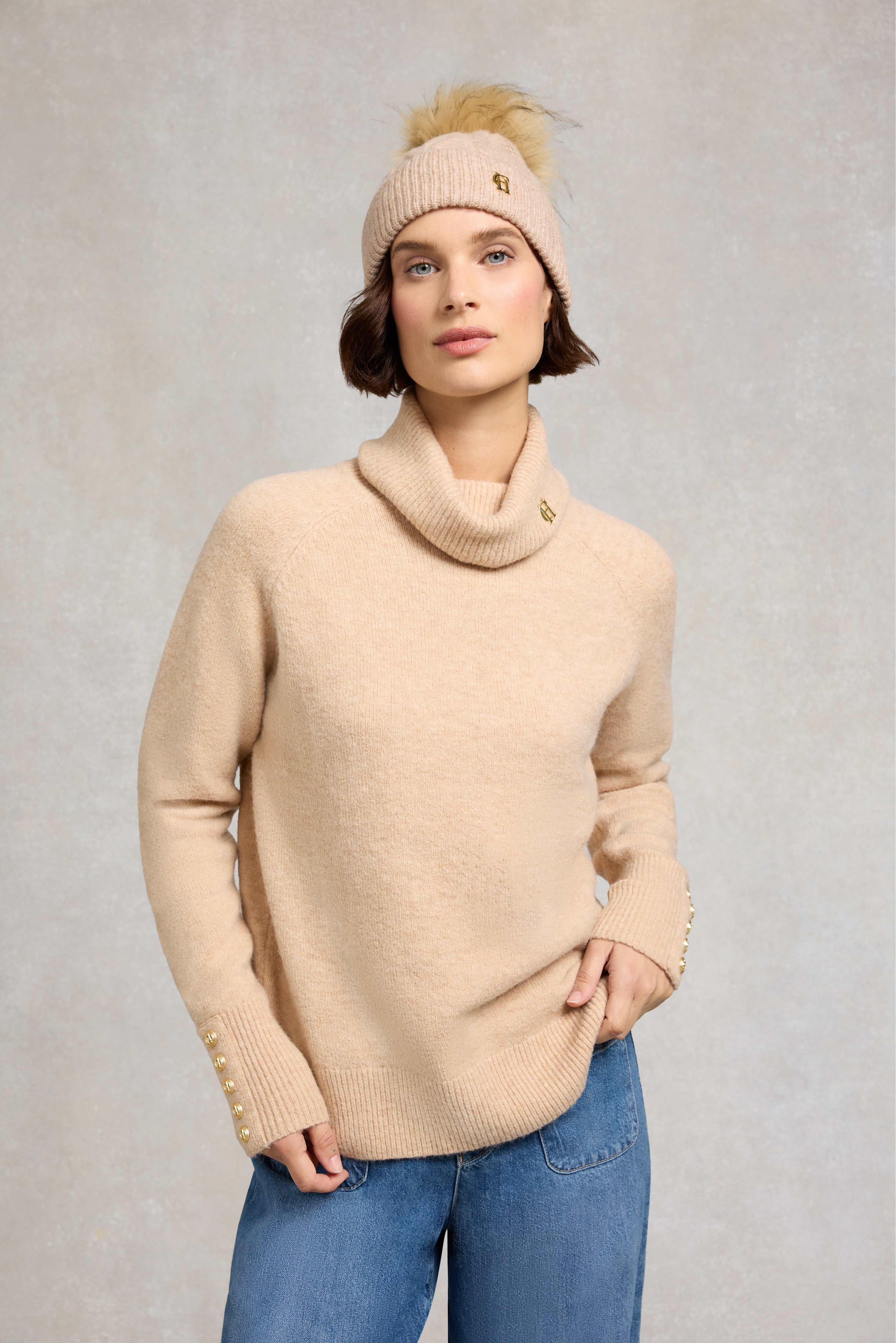 Holland Cooper Sloane Cable Ladies Bobble Hat in Taupe Marl – Norton Barrie
